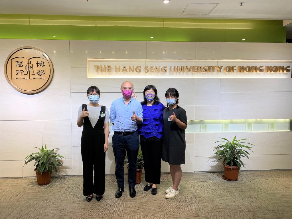 Visit from Mr Wong Kun-kau Gilbert and Mrs Queenie Wong - The Hang Seng ...